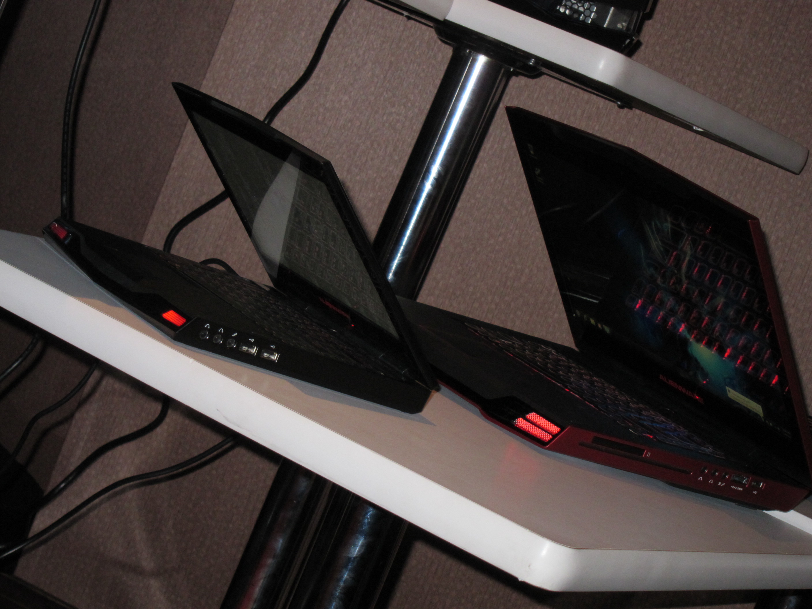 Alienware m11x: 11" Gaming Notebook for Under $1,000