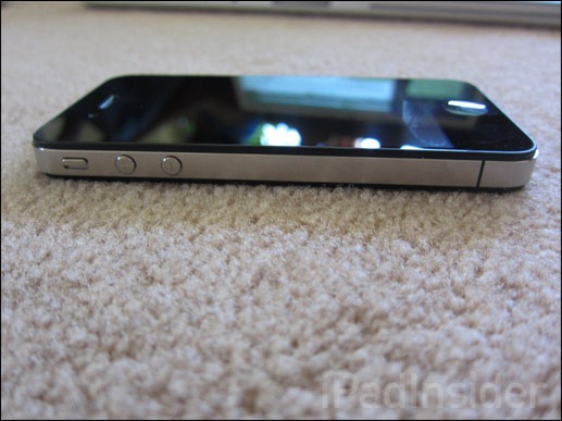iPhone 4 Gets First User Review and Unboxing