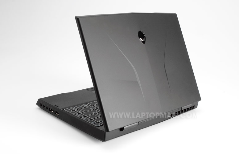 Alienware M11x Review with Optimus and Core i7