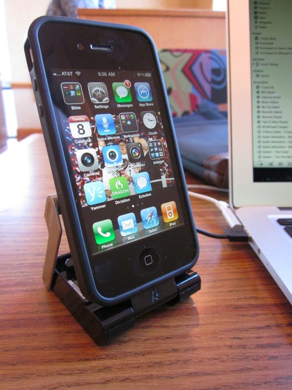 Review: Kensington PowerLift Back-up Battery, Dock and Stand is ...