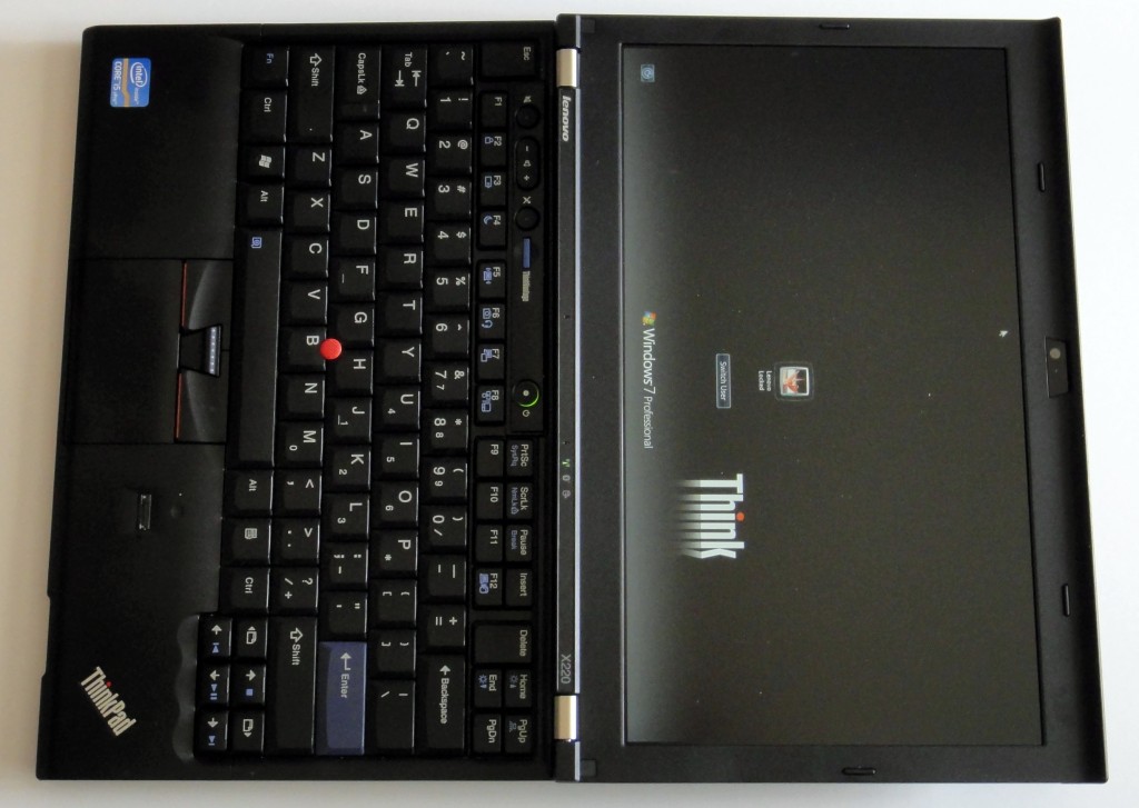 Lenovo ThinkPad X220 Hands On, Details, Specs And Video